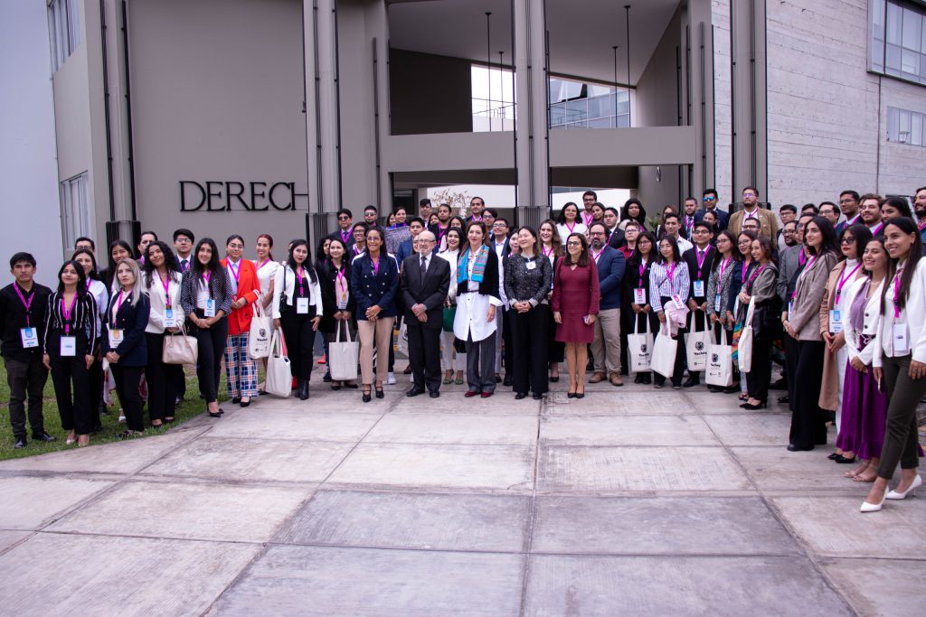 Concluyó la décimo séptima edición del Concurso Regional de Derechos Humanos Yachay - IDEHPUCP